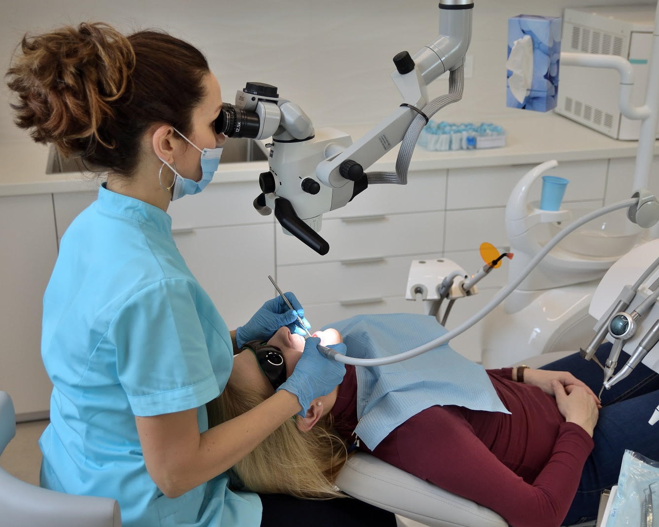 Czym są plomby amalgamatowe i czy warto je wymieniać?